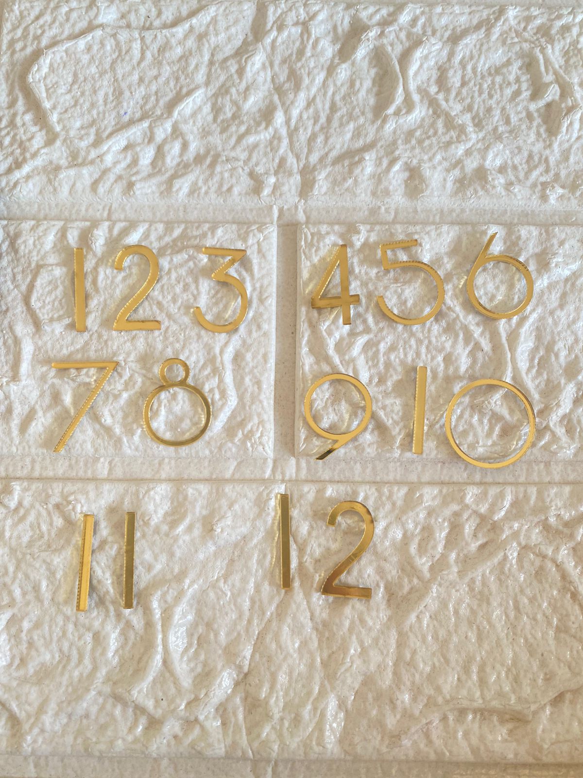 Designer English clock numbers - Gold